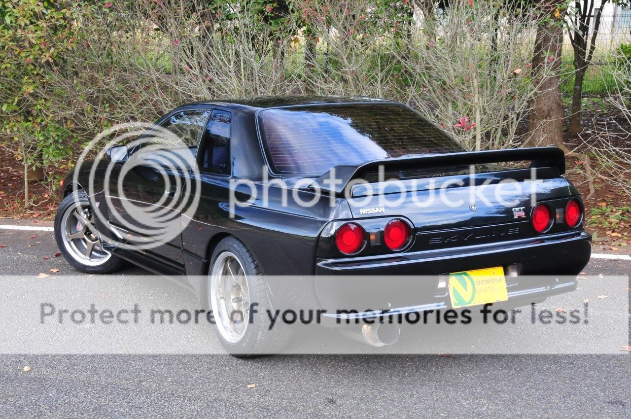 1992 Skyline R32 GT-R in rare metallic black (Colour code 732). 76 ...